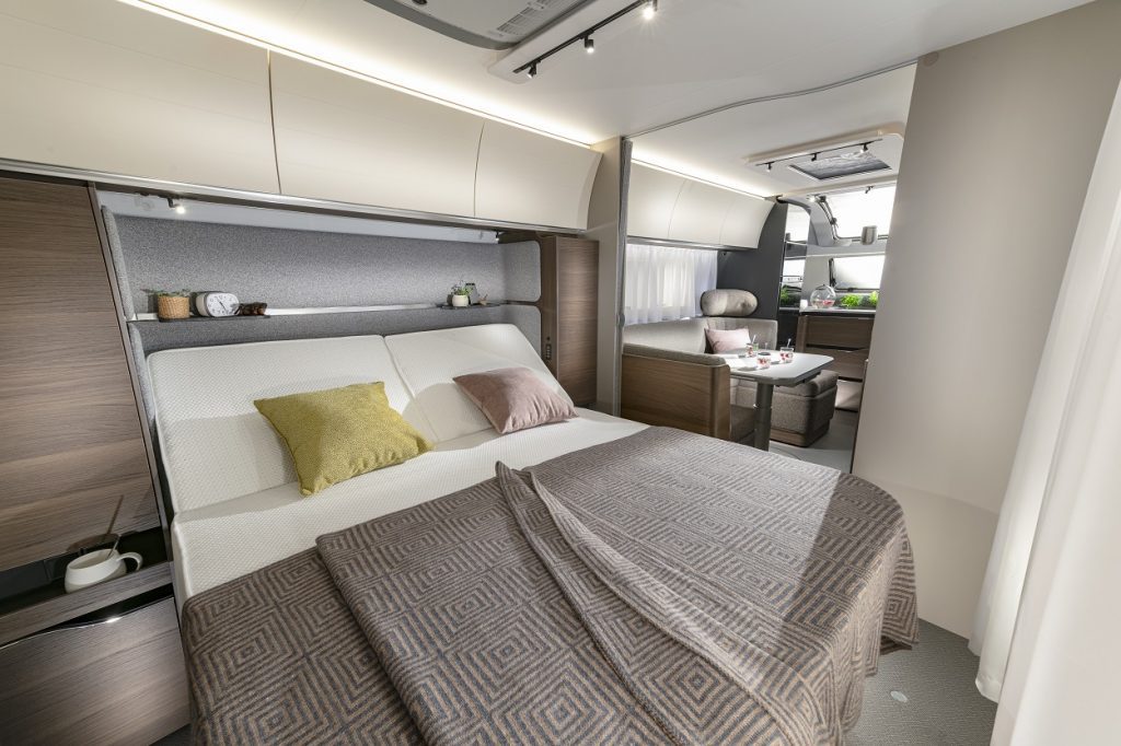 ADRIA CARAVANS 2026 - DE NIEUWE ADRIA ALPINA 2026 - MEERBEEK caravans ...
