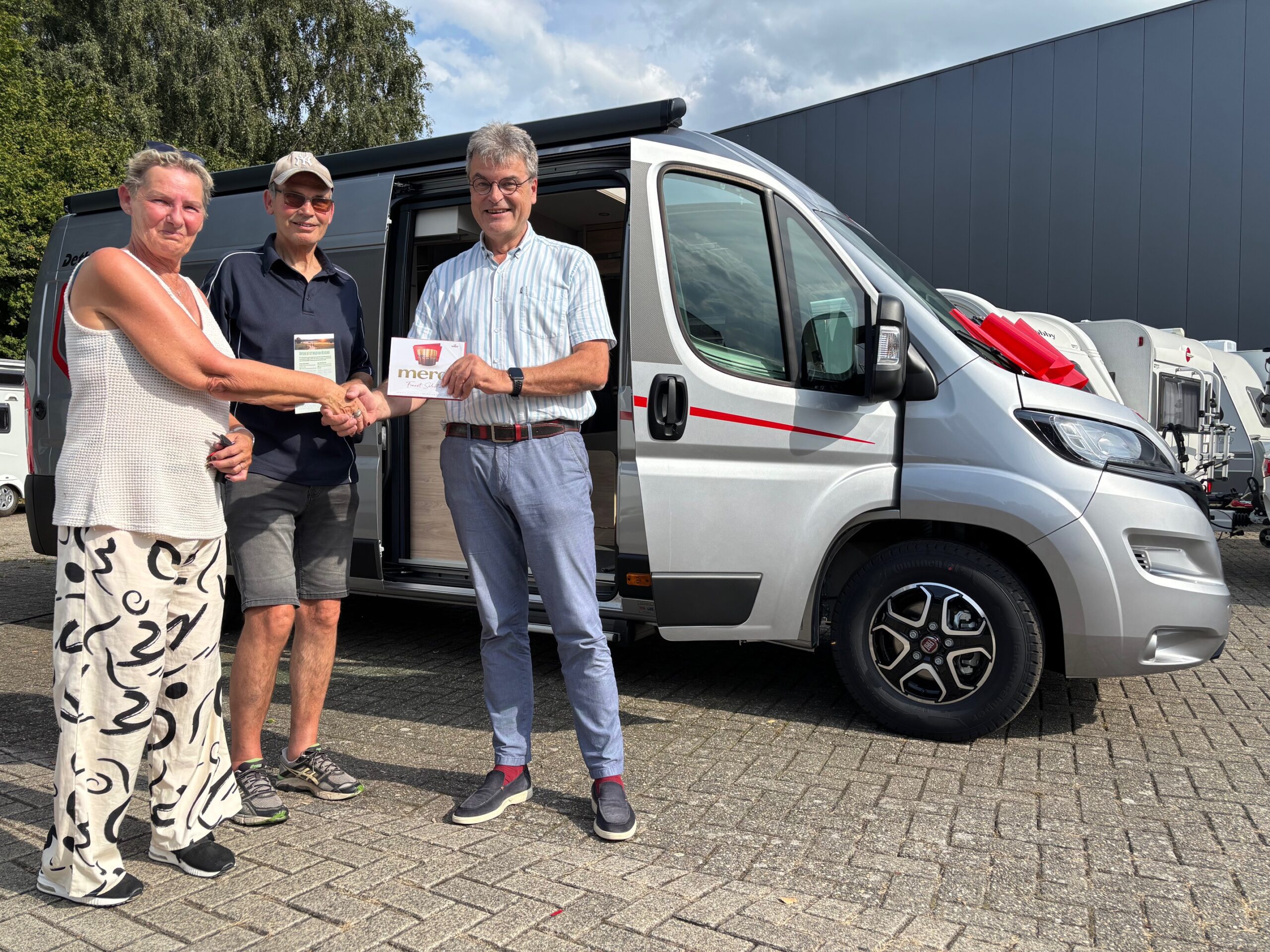 H. E. Pannekoek uit Nijbroek - MEERBEEK caravans & campers